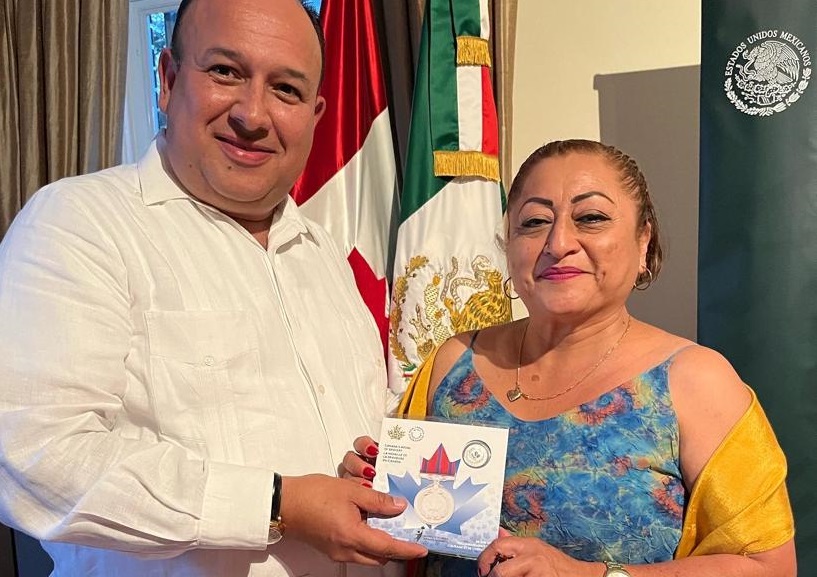 Martha López recibe la “Medalla de la Valentía” por su aporte al mundo ...